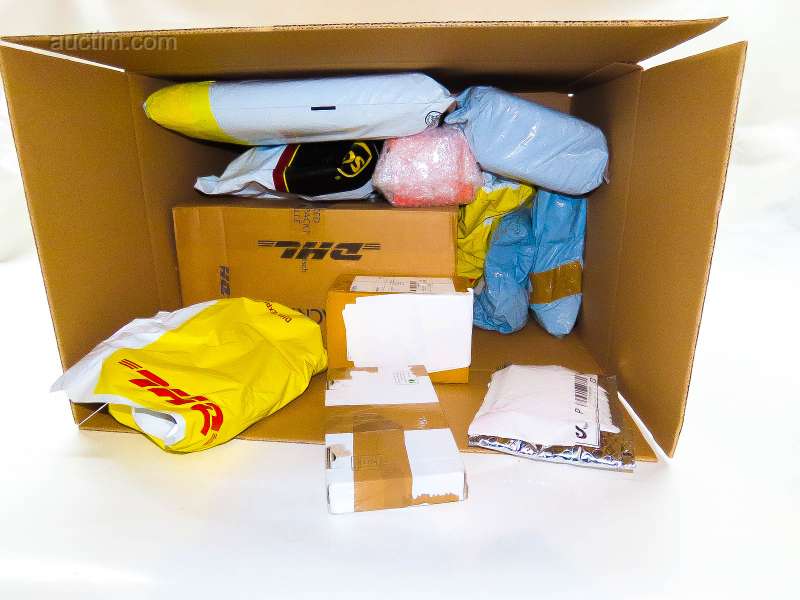 Boîte (6,7 kg) Colis perdus et retours...