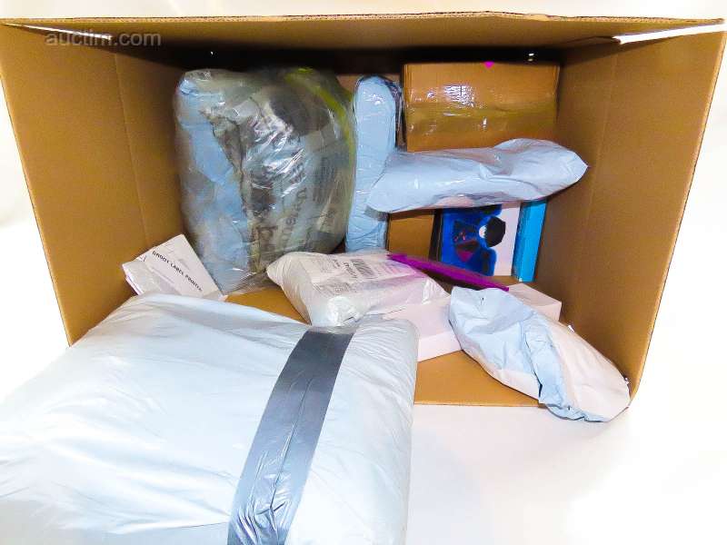 Krabice (7 kg) Ztracené poštovní balíky a vrácení...